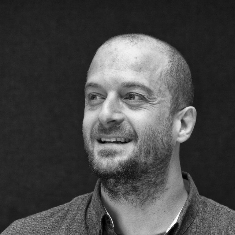 Qui sommes-nous? - AlterNego